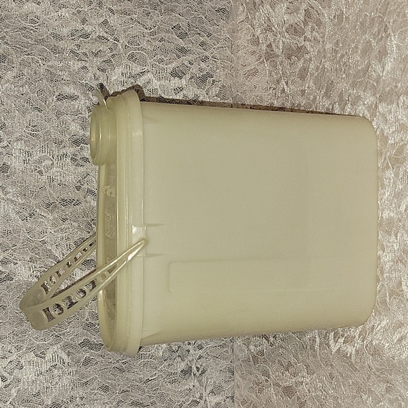 Tupperware | Kitchen | Tupperware Pitcher | Poshmark